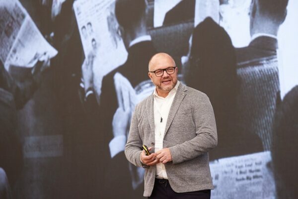 Fühlt sich fies an? Vielleicht bist Du ein DARVO-Opfer! Der Rhetoriktrainer